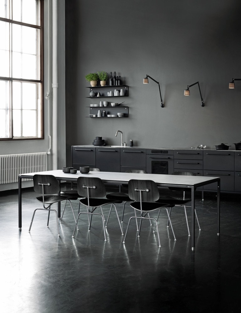 Vipp table - COCO LAPINE DESIGNCOCO LAPINE DESIGN